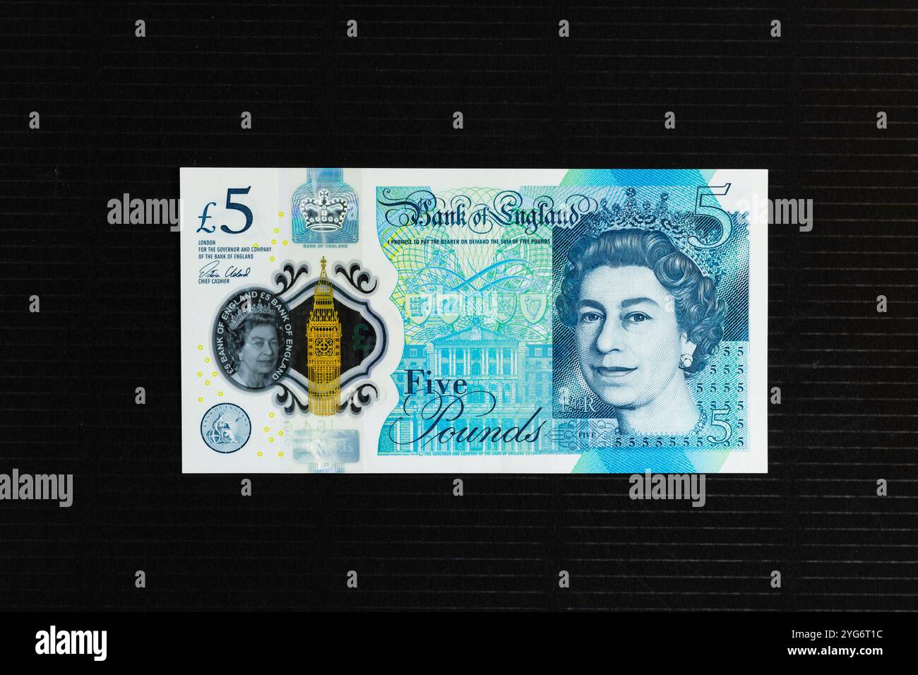 Five pound note queen elizabeth hi-res stock photography and images - Alamy