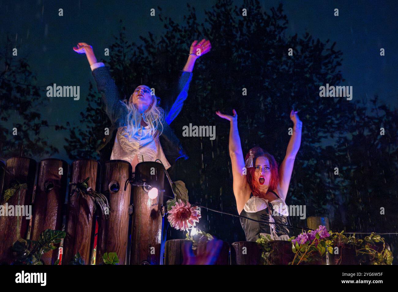 Lets do the time warp again hi-res stock photography and images - Alamy