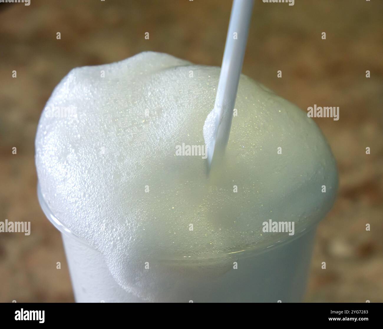 Cocktail foam hi-res stock photography and images - Alamy