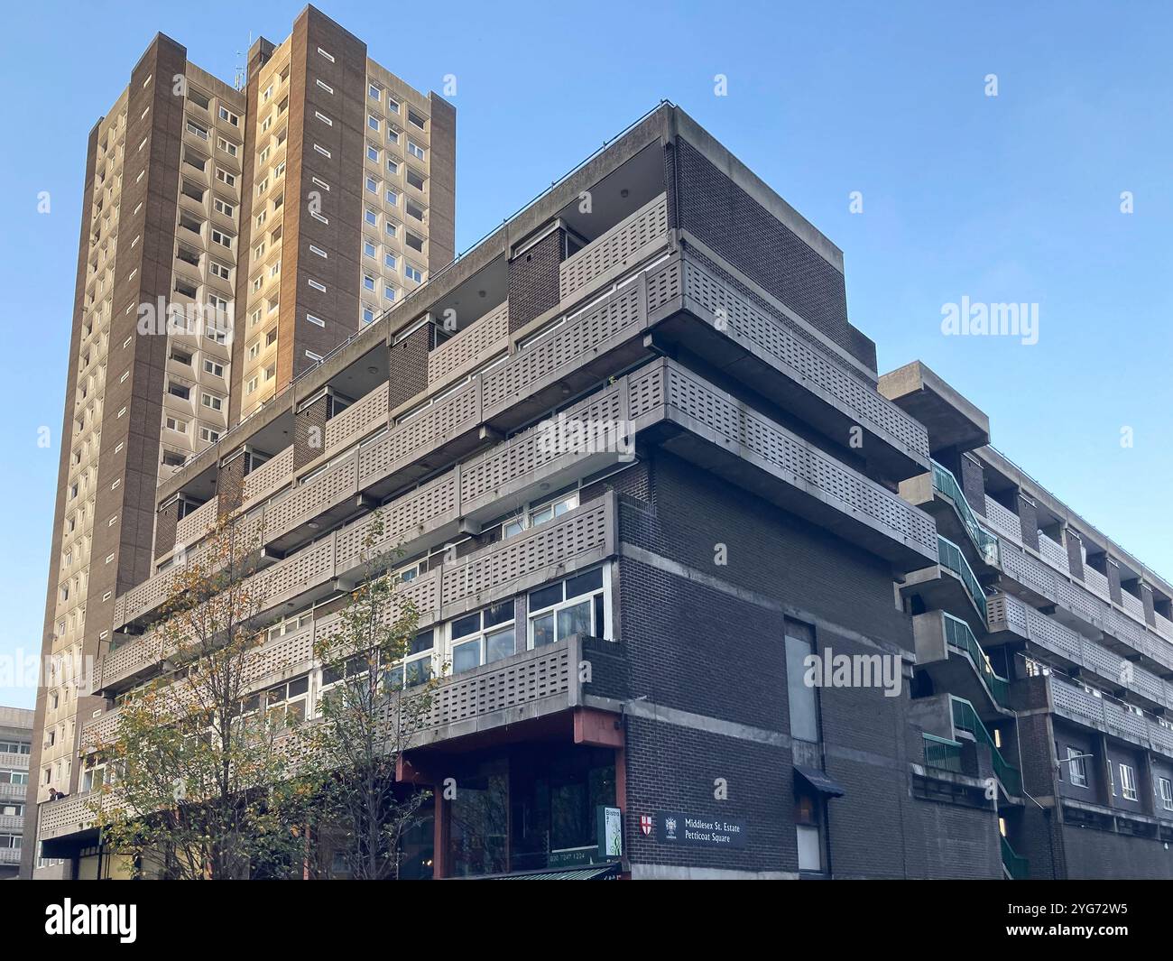 Middlesex Street housing estate, London E1, UK Stock Photo - Alamy