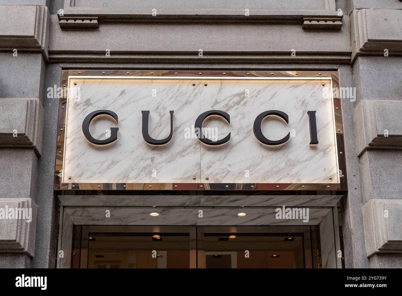 Innenstadteinkauf hi-res stock photography and images - Alamy