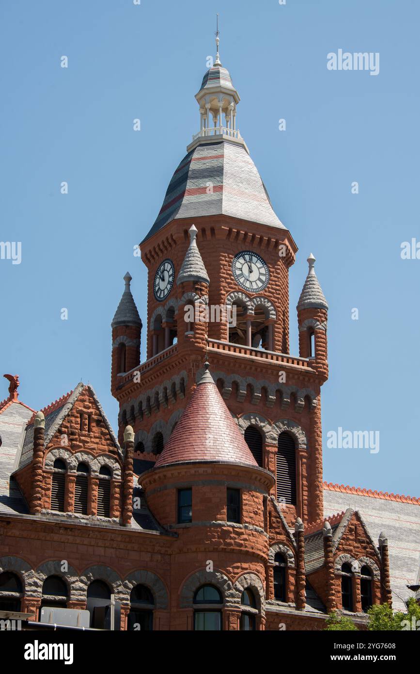 Downtown dallas historical architecture hi-res stock photography and ...