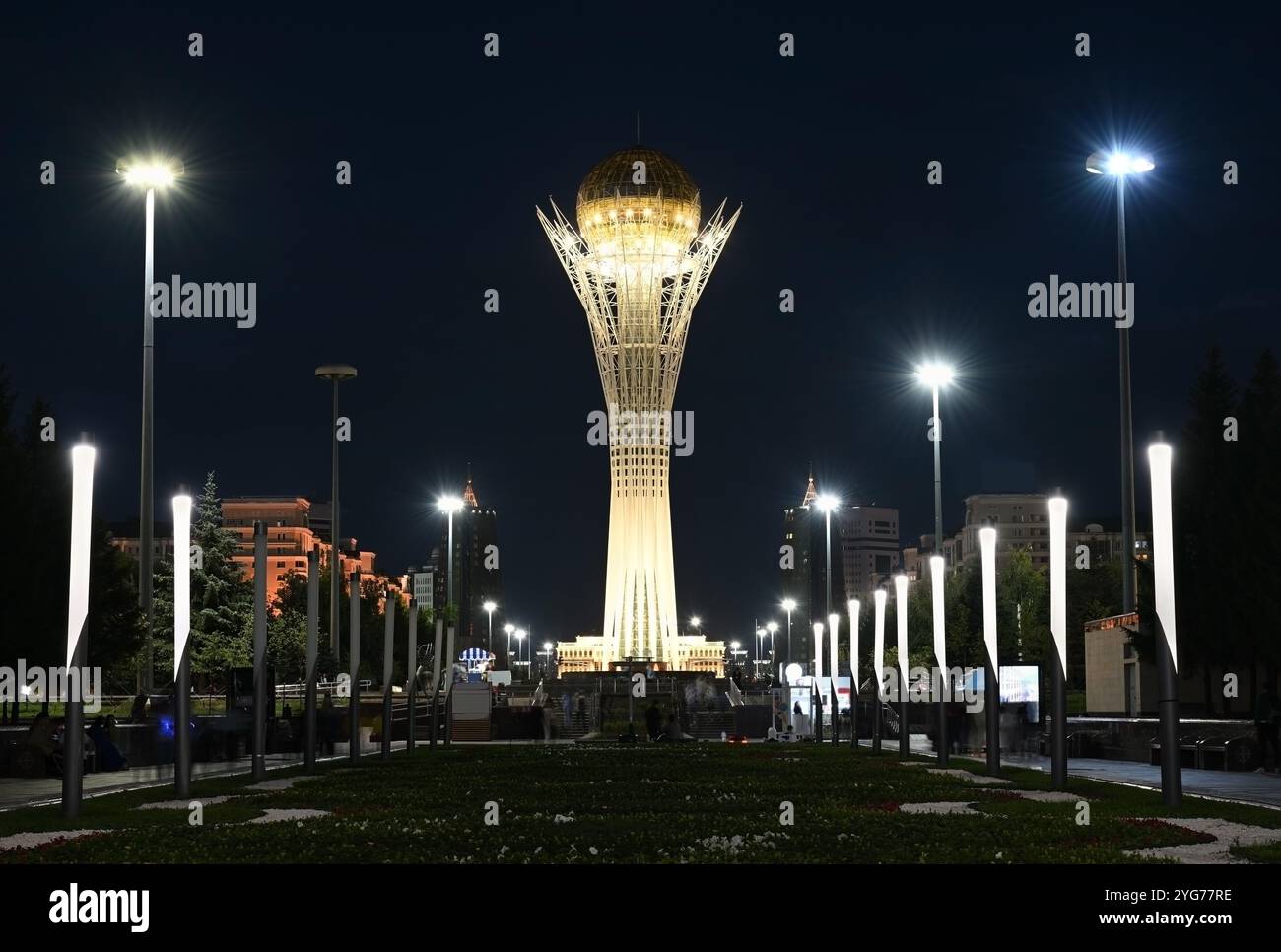 Nightlife in astana hi-res stock photography and images - Alamy
