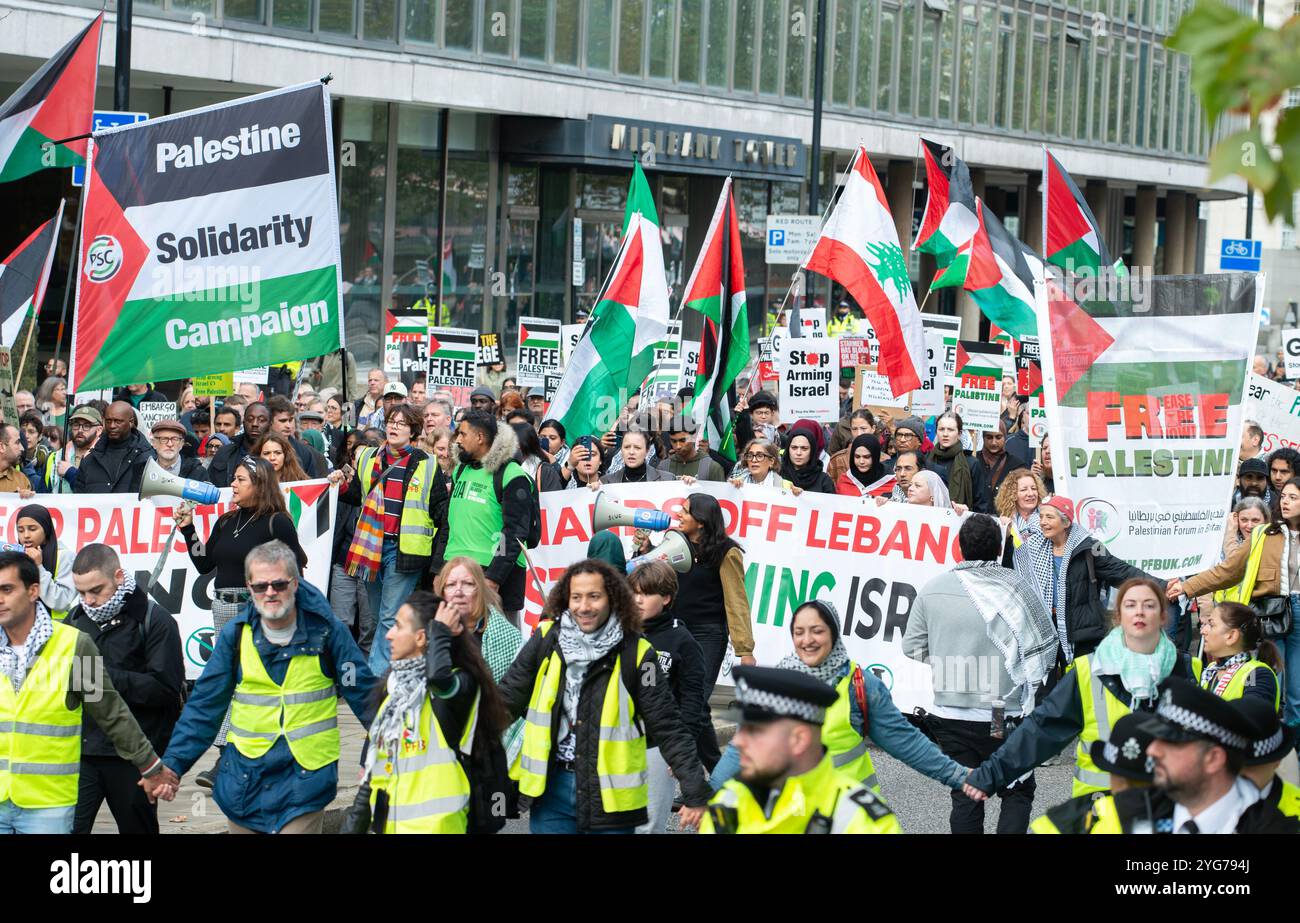London, UK. 2nd Nov 2024. Pro Palestine supporters waving flags at the ...