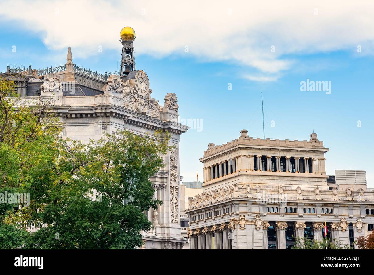 Rooftops of neoclassical buildings in the centre of the Spanish capital ...