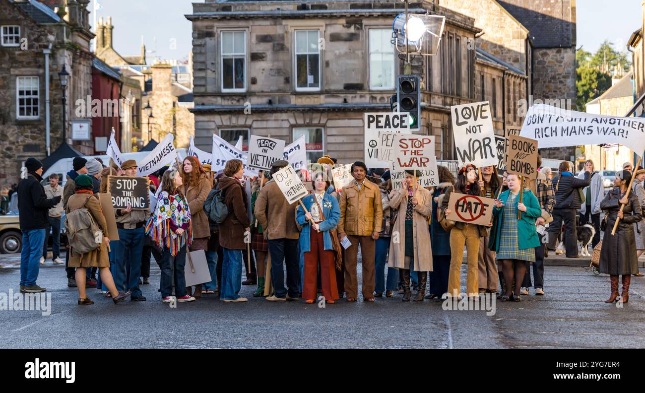 Anti Vietnam war protest in filming of 1970s movie Borges and Me ...