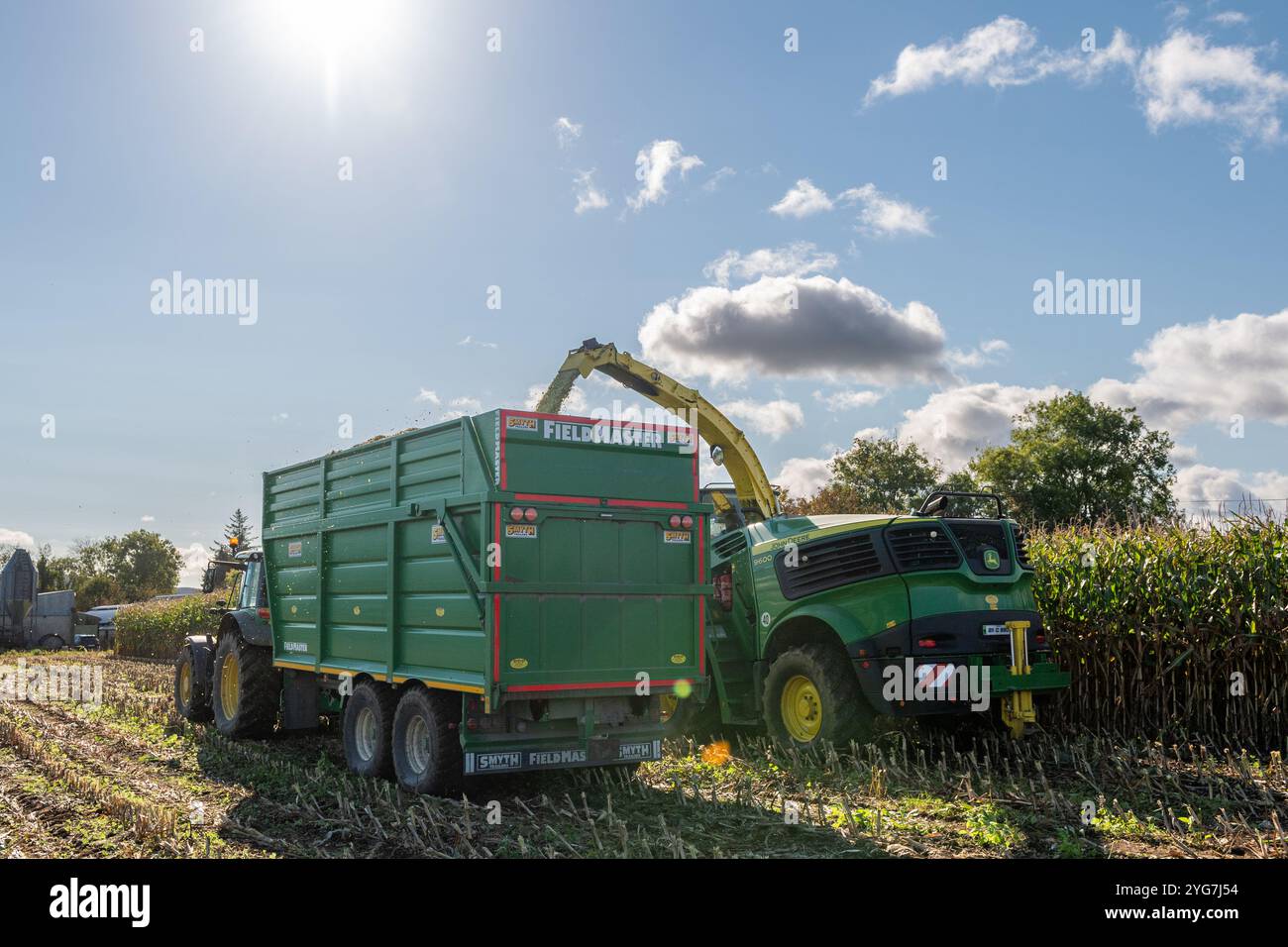 John deere 9600 combine harvester hi-res stock photography and images ...