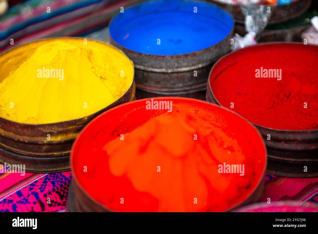 Fabric dye peru hi-res stock photography and images - Alamy