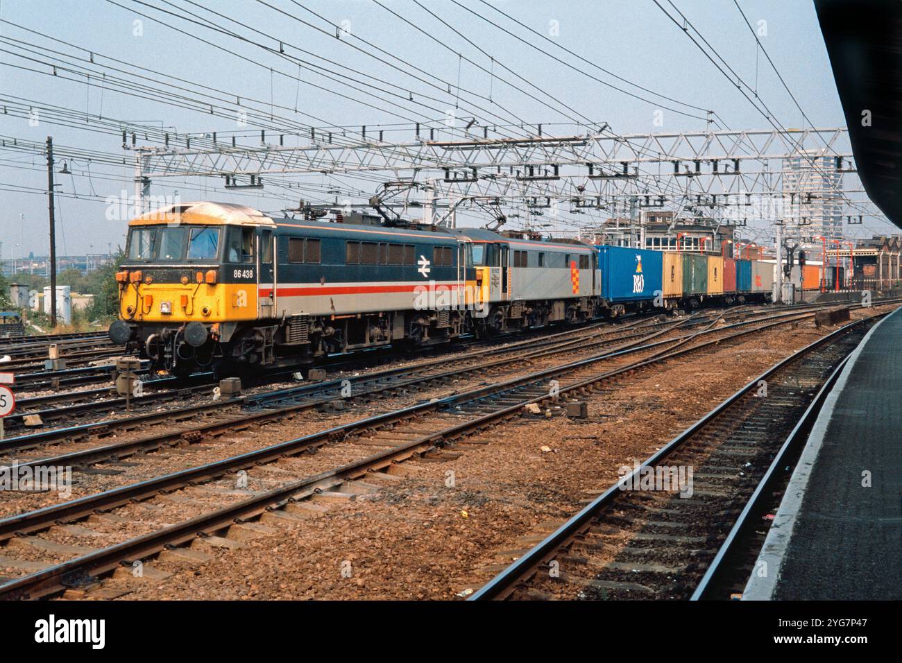 Ge locomotives hi-res stock photography and images - Alamy