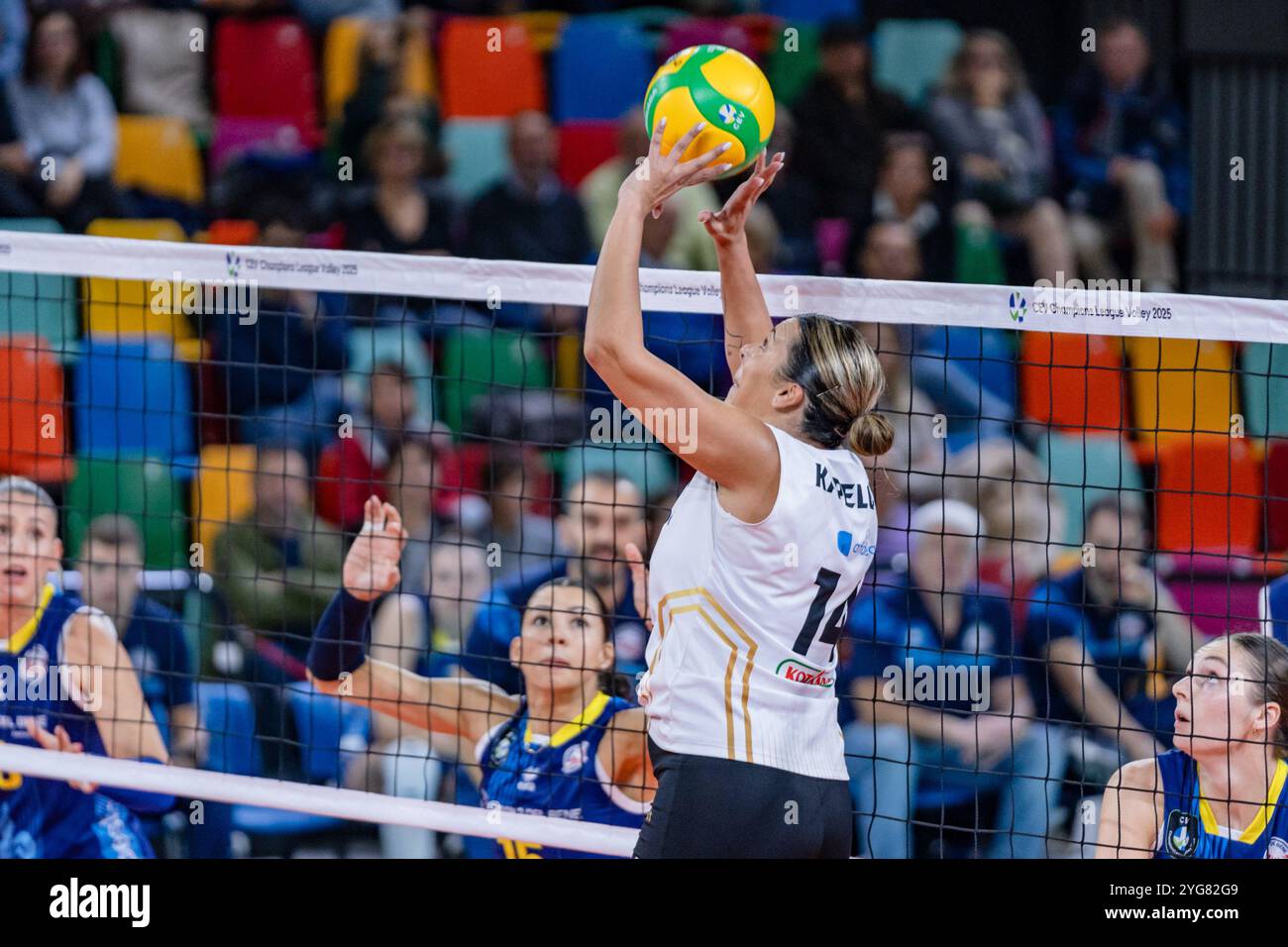 Kapelovies alexandra hi-res stock photography and images - Alamy