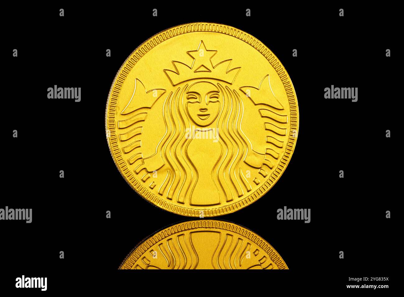 Starbucks coin hi-res stock photography and images - Alamy