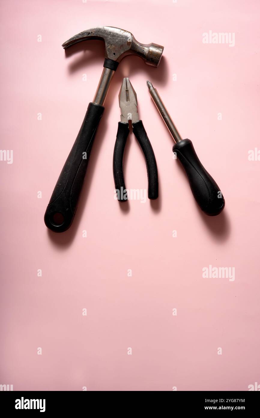 Set construction carpentry tools hi-res stock photography and images ...