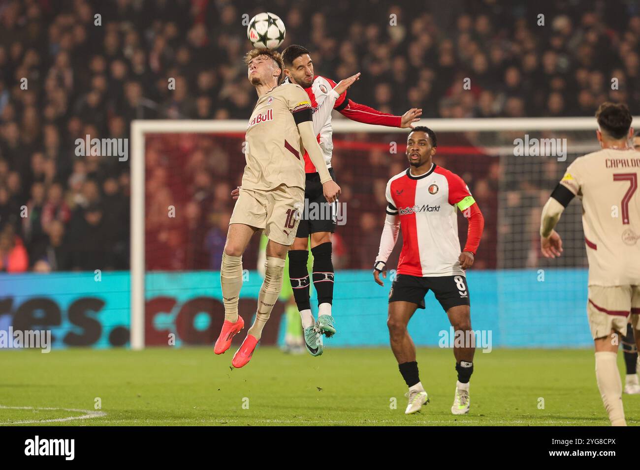 ROTTERDAM, NETHERLANDS - NOVEMBER 6: Bobby Clark of RB Salzburg wins ...