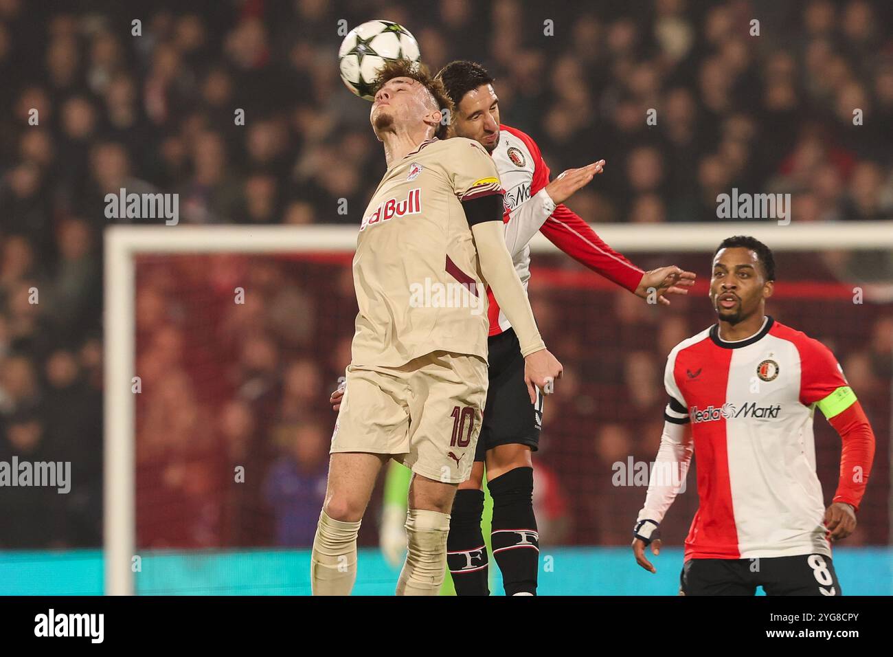 ROTTERDAM, NETHERLANDS - NOVEMBER 6: Bobby Clark of RB Salzburg wins ...