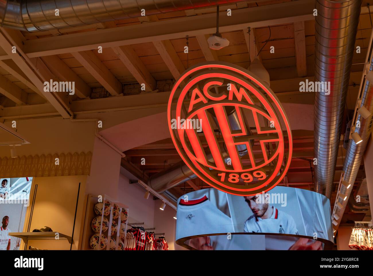 Ac store hi-res stock photography and images - Alamy