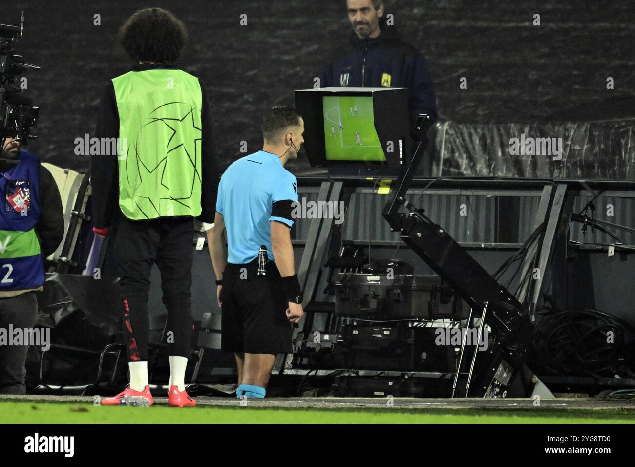 ROTTERDAM - Referee Donatas Rumsas watches the video assistant referee ...
