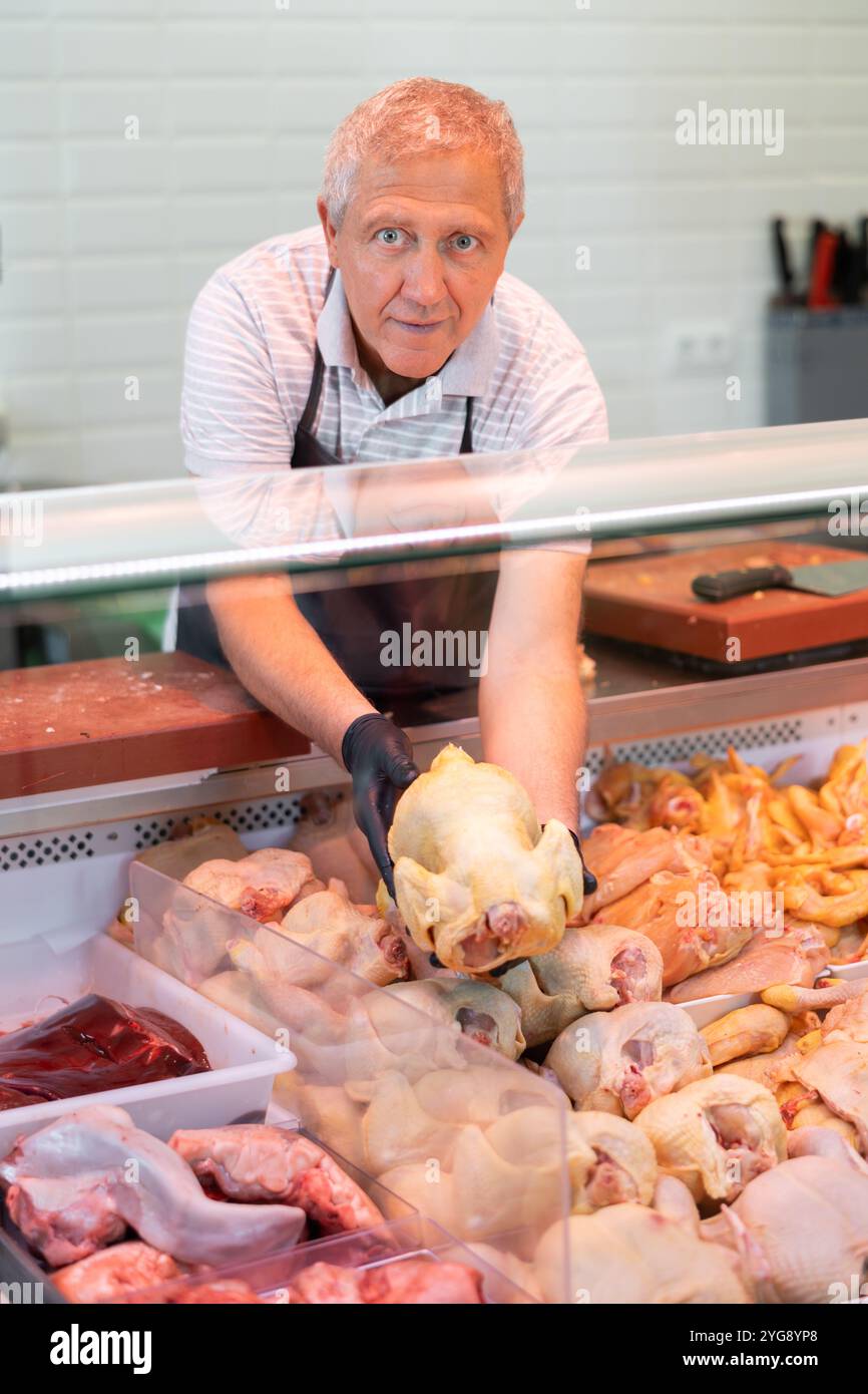 Offering chickens hi-res stock photography and images - Alamy