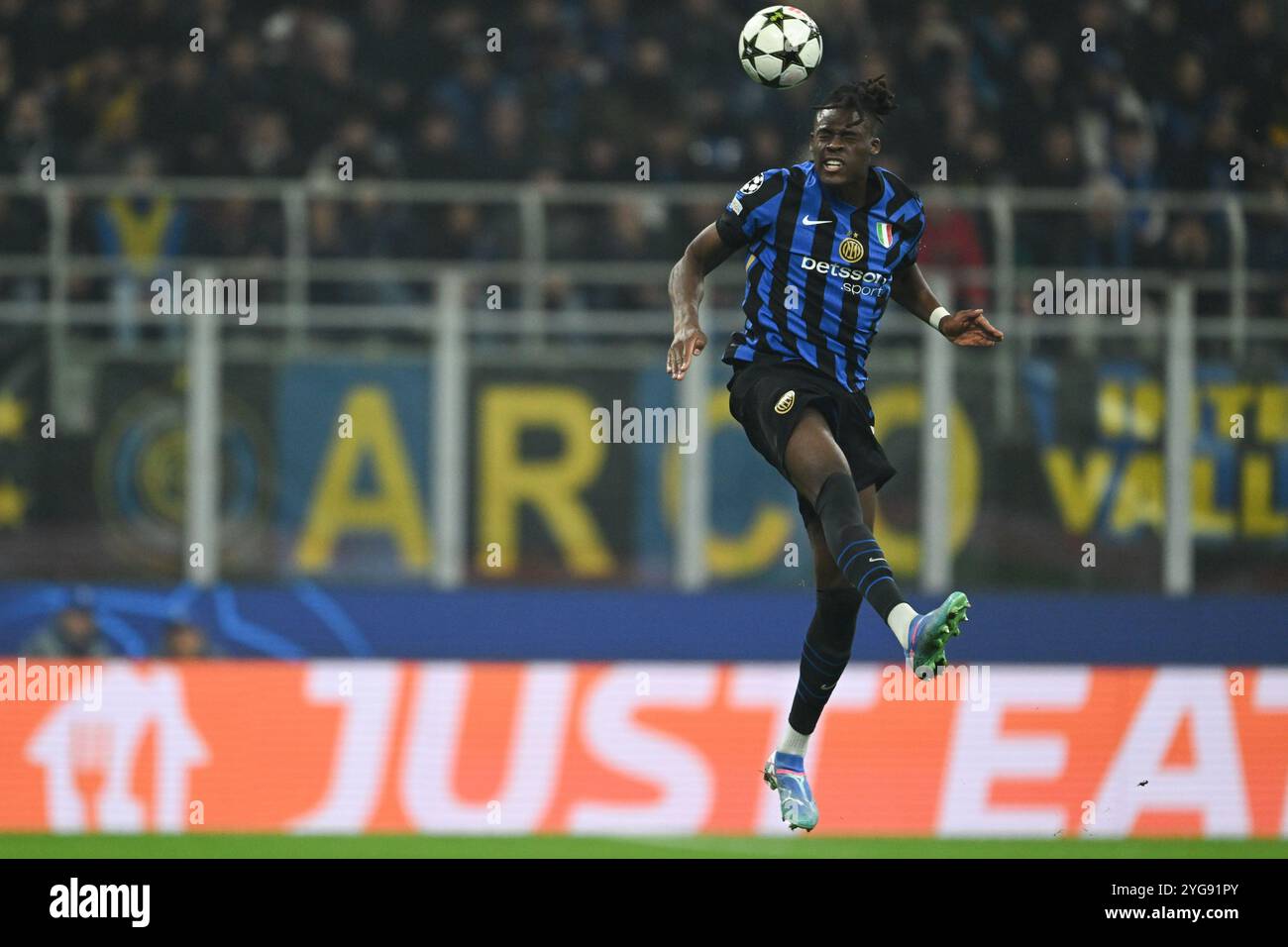Yann Bisseck of Inter FC during the UEFA Champions League stage match ...
