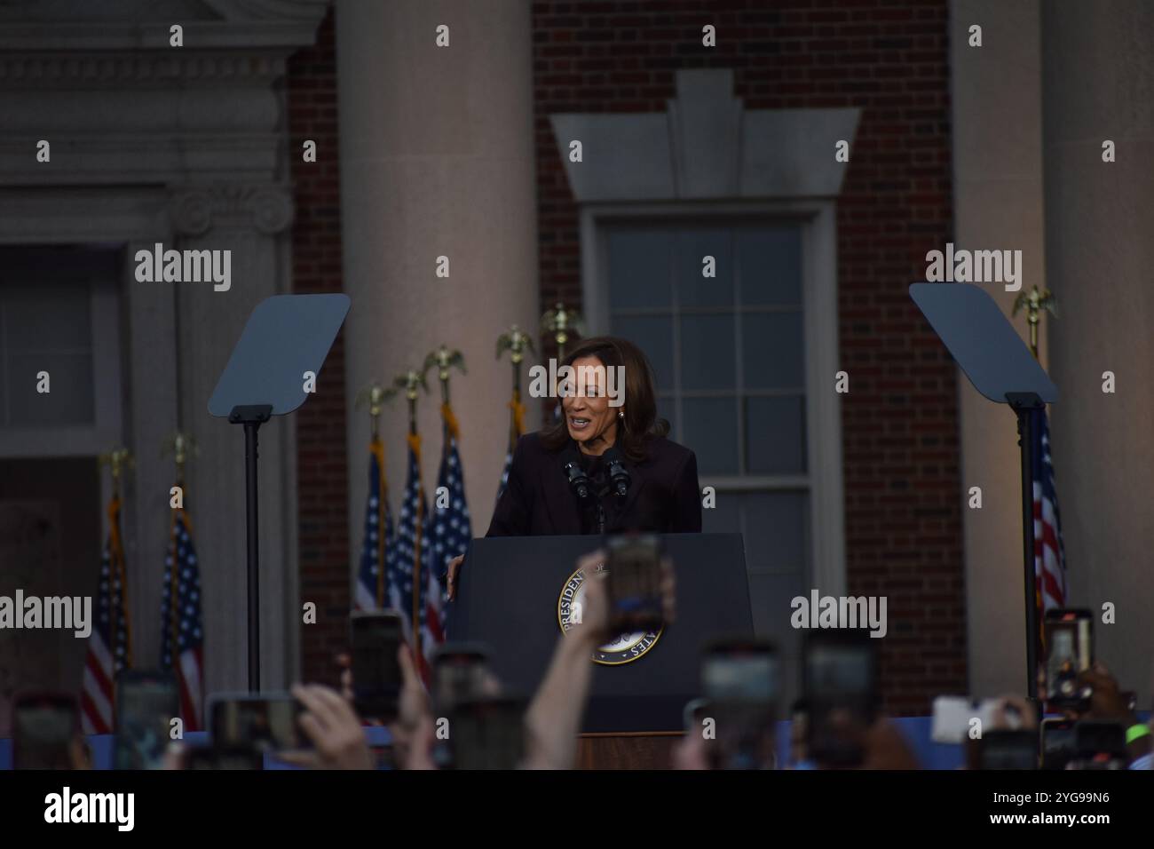 Washington Dc, Dc, USA. 6th Nov, 2024. Vice President KAMALA HARRIS ...