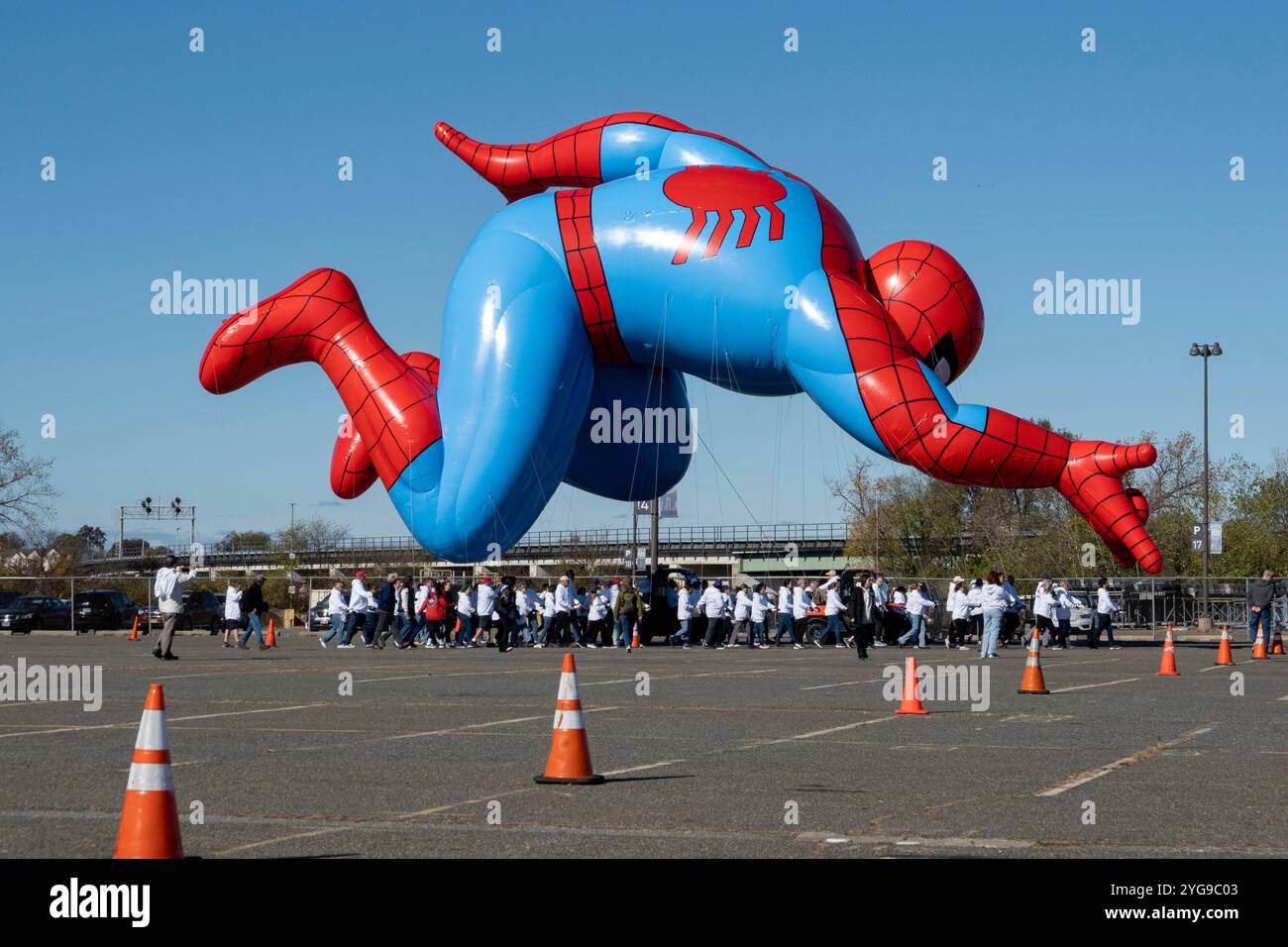 Handlers test fly a new muscular Spider Man balloon, based on the comic ...