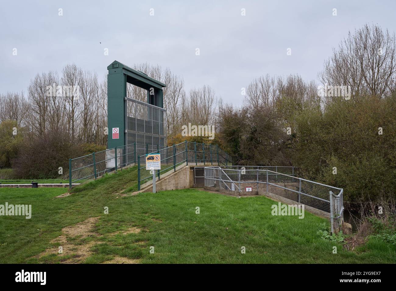 Sluice gate os part of river lock Stock Photo - Alamy