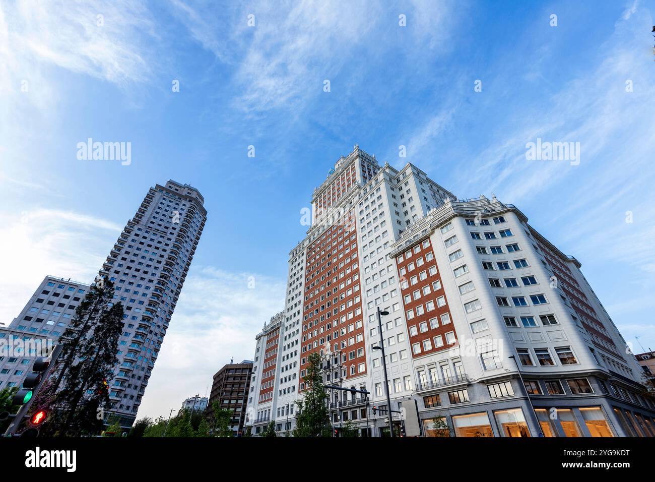 Skyscrapers in plaza de espana hi-res stock photography and images - Alamy