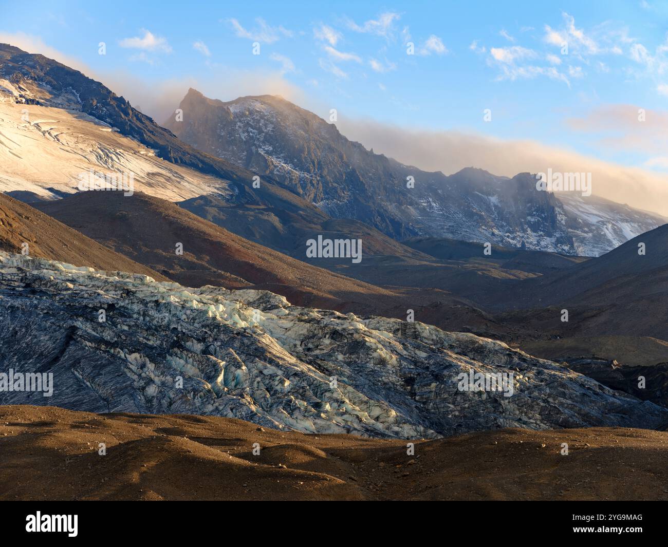 Mountains and glaciers at Kverkfjoll, northeastern interior highlands ...