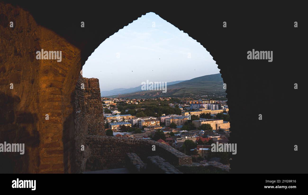 Stone archway framing view hi-res stock photography and images - Alamy