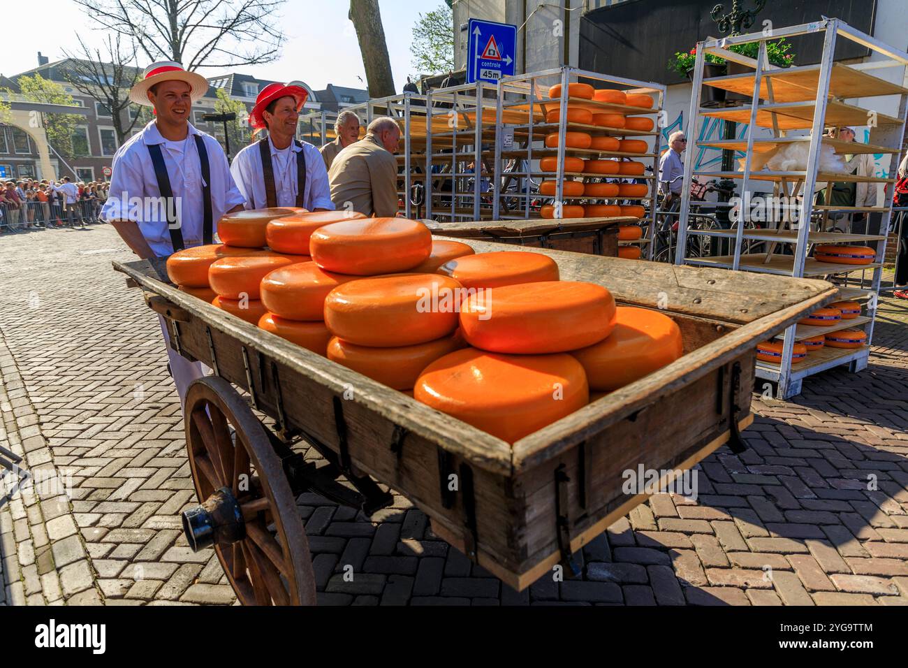 The kaasmarkt hi-res stock photography and images - Alamy