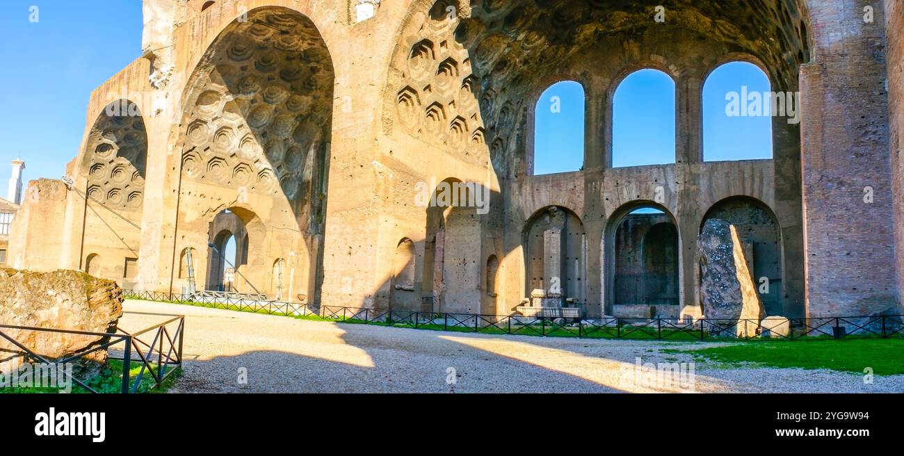 Plaza nova roma hi-res stock photography and images - Alamy