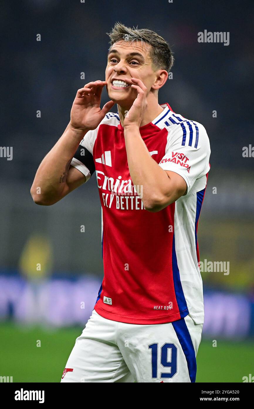 Arsenal trossard hi-res stock photography and images - Alamy
