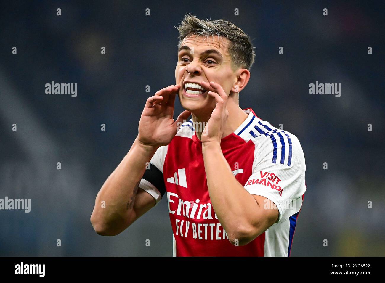 Arsenal trossard hi-res stock photography and images - Alamy