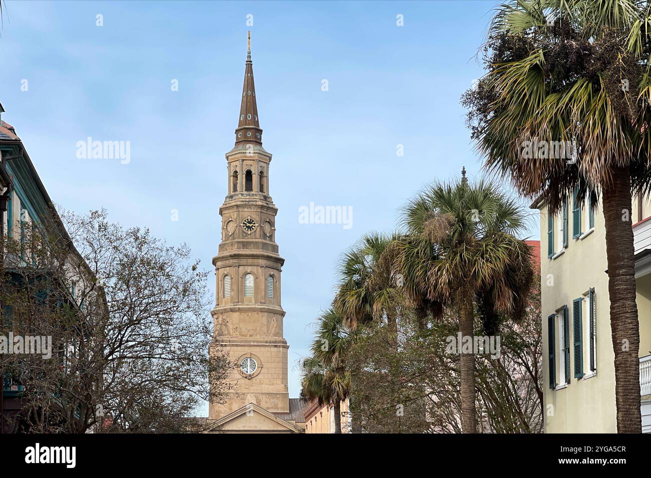 Churches in charleston hi-res stock photography and images - Alamy