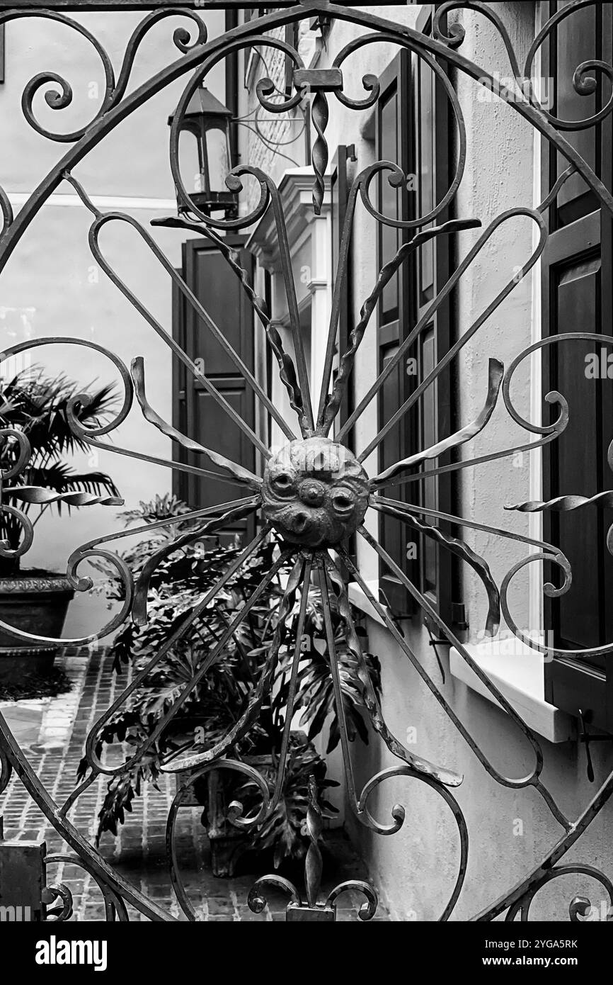 Charleston wrought iron gate detail hi-res stock photography and images ...