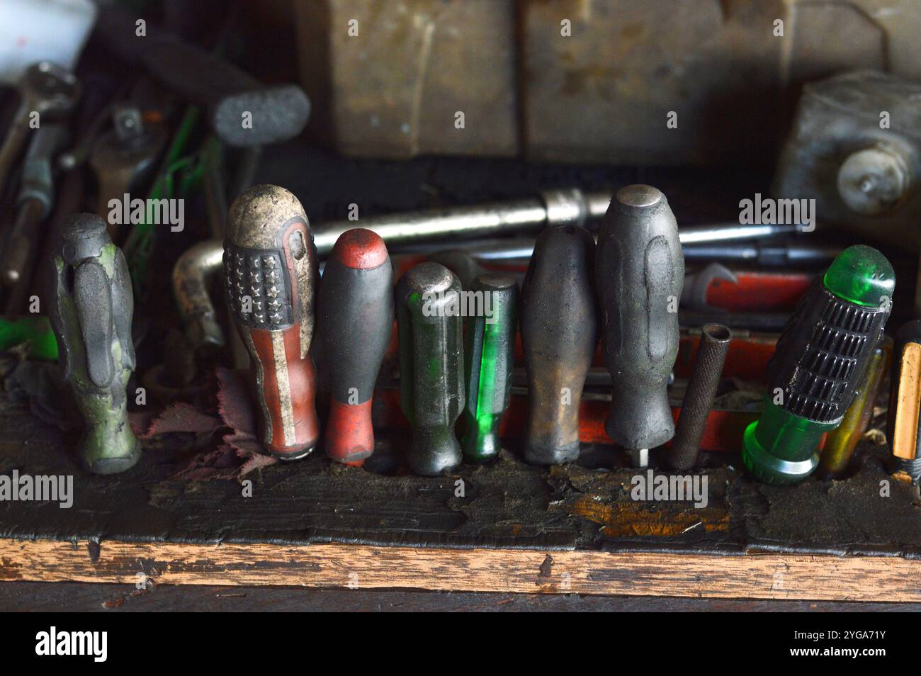 dirty and greasy toolset keys on the desk Stock Photo - Alamy