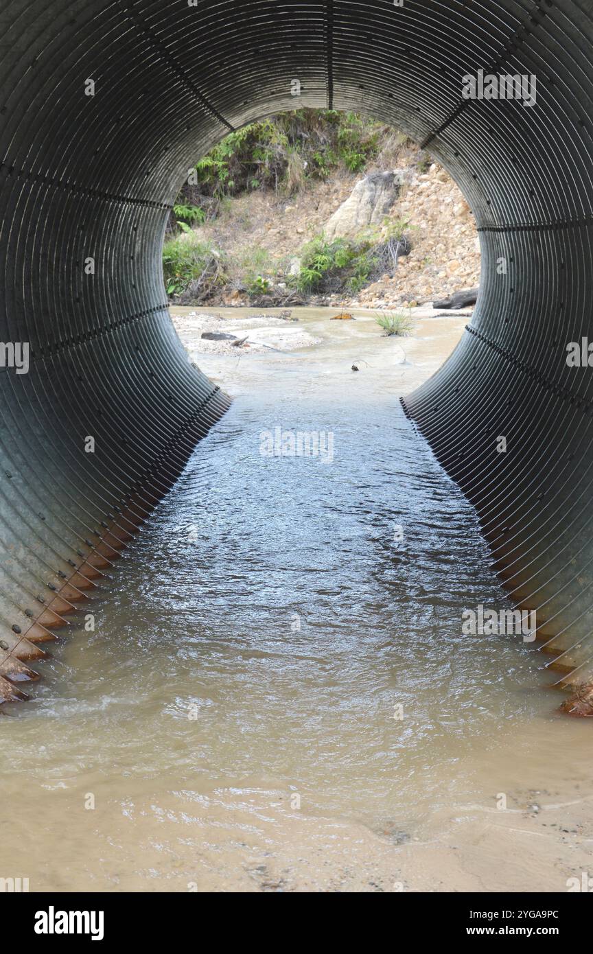 Round concrete underground tunnel hi-res stock photography and images ...