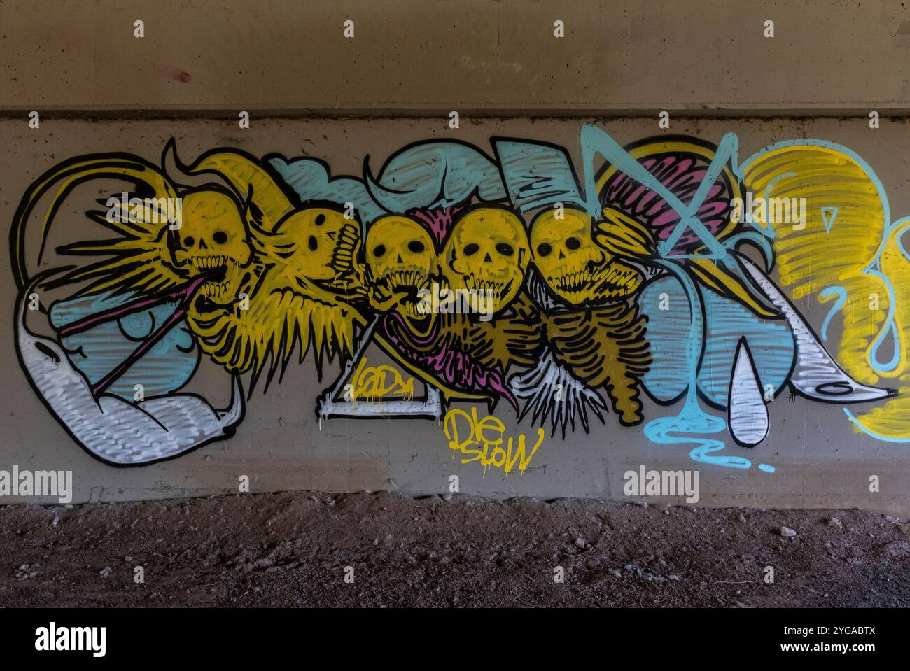 graffiti in Albuquerque, New Mexico Stock Photo - Alamy