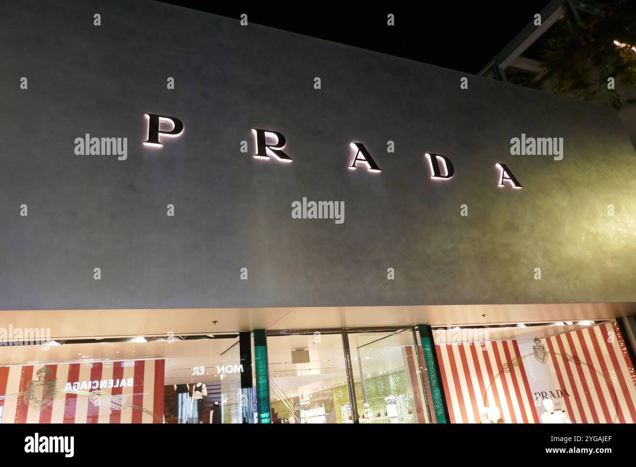 Beverly Hills, California, USA 5th November 2024 Prada on Rodeo Drive ...