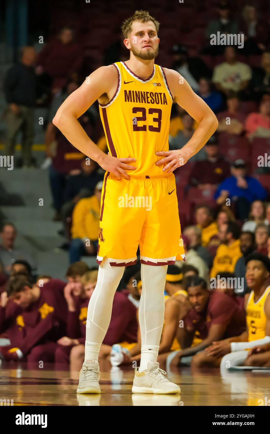 November 6th, 2024: Minnesota Golden Gophers forward Parker Fox (23 ...