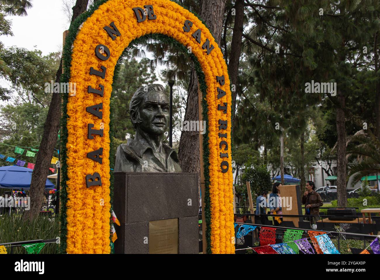 Statue of the Batallón de San Patricio at Plaza San Jacinto in San ...