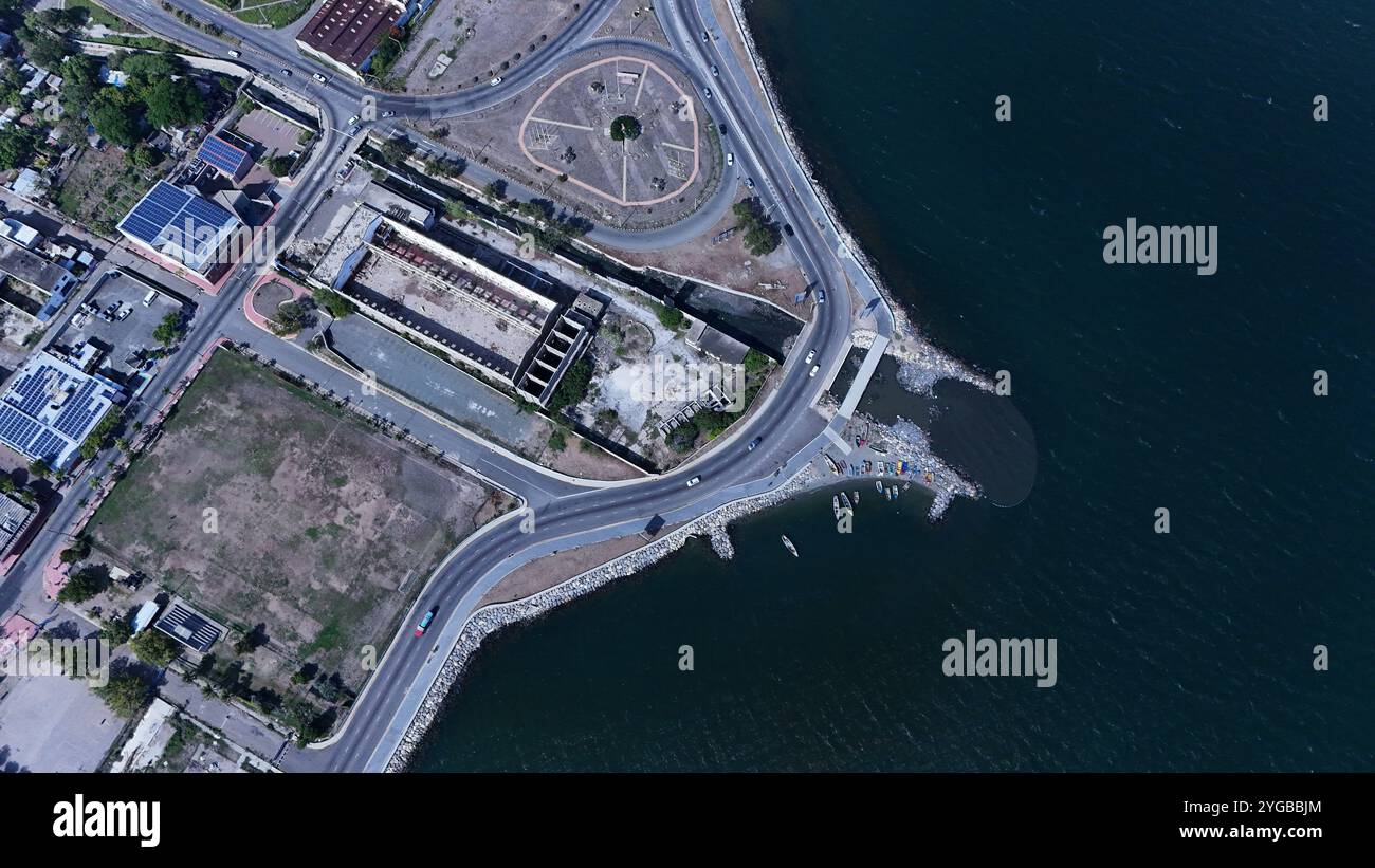 Kingston city meets the worlds seventh-largest natural harbor, creating ...