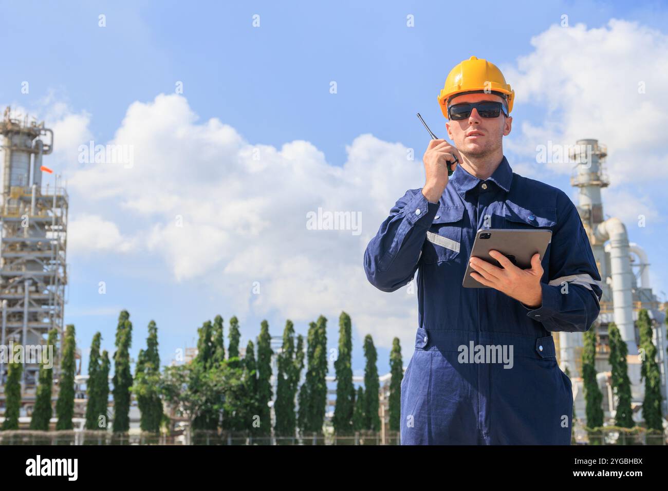Petrochemical worker hi-res stock photography and images - Alamy