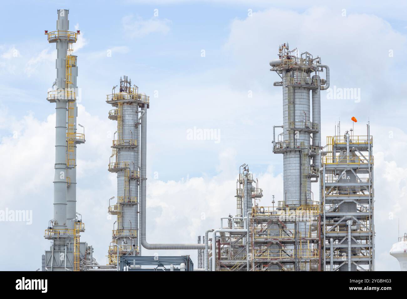 Distillation process hi-res stock photography and images - Alamy