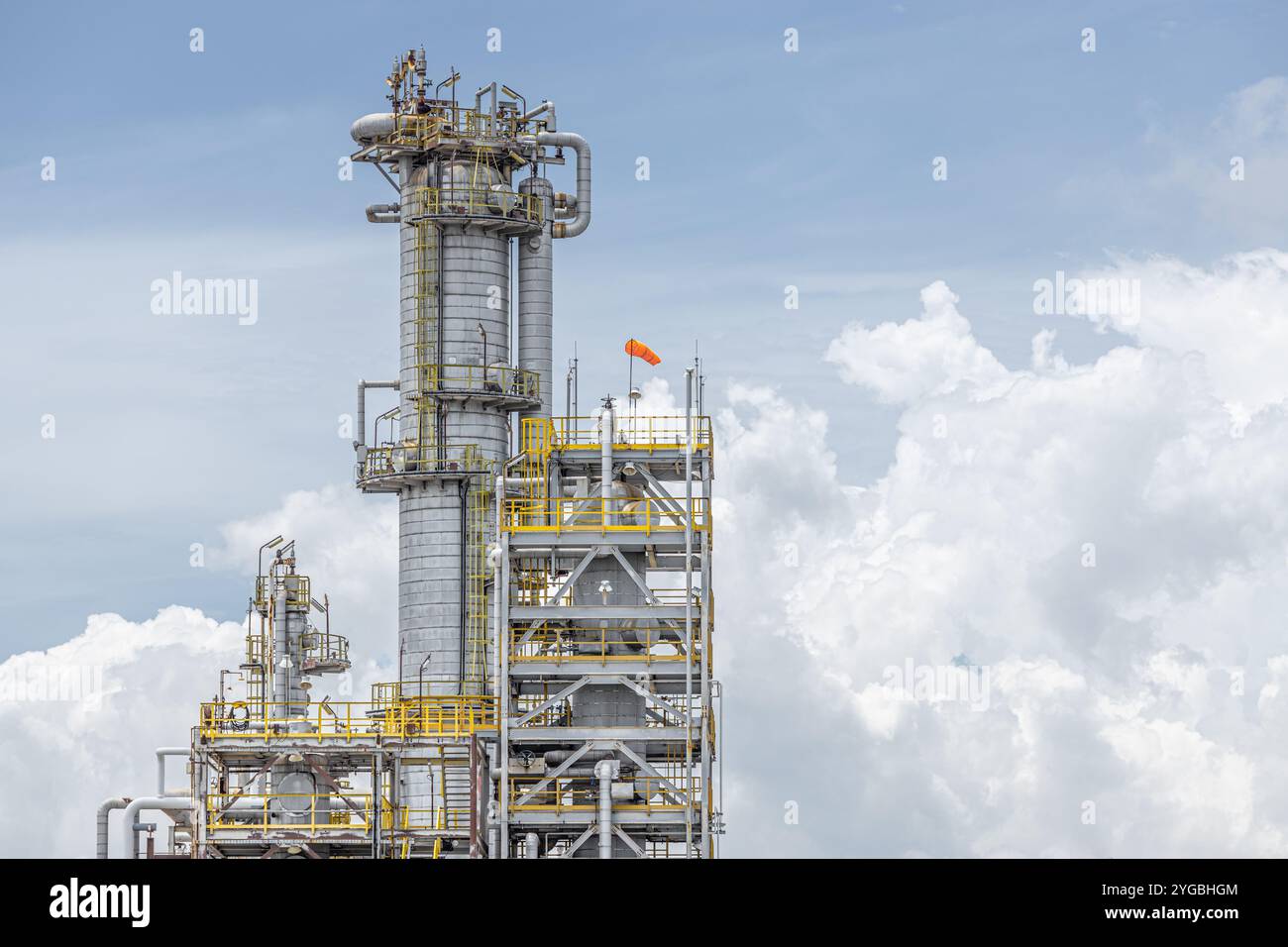 Oil petroleum refinery plant building distillation columns tower ...