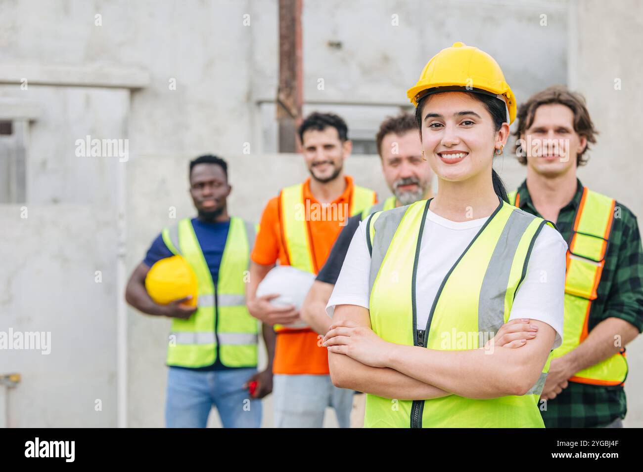Group professional construction workers hi-res stock photography and images - Alamy