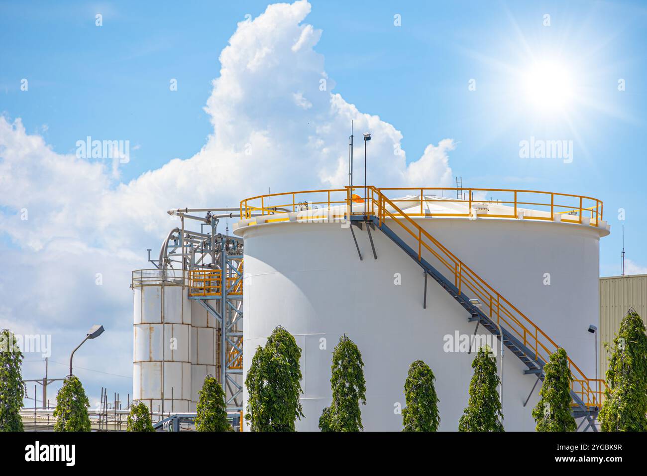 Petrochemical Petroleum Refinery Oil and Gas Tank Storage Industrial ...