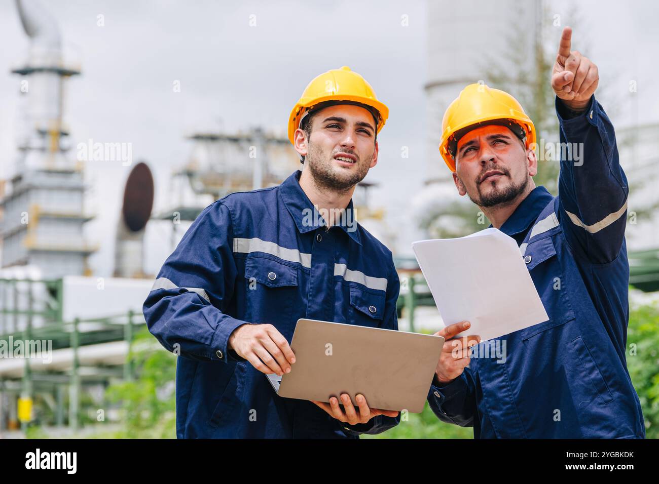 Engineer worker team working outdoor, Surveyor teamwork survey gas pipe ...
