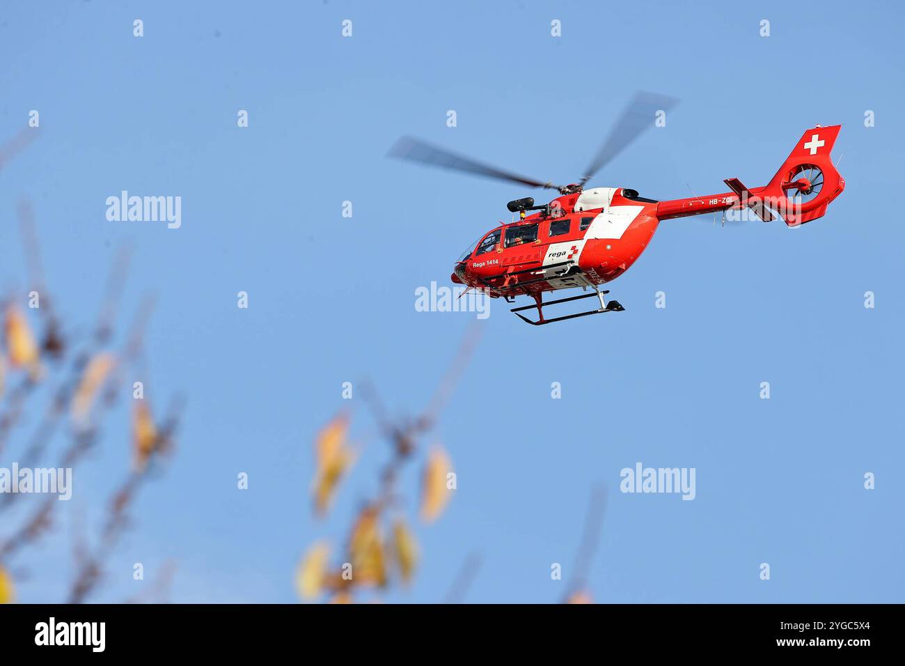 Rega, Schweizerische Rettungsflugwacht, Rettungshubschrauber, Airbus Helicopters H145, HB-ZQL ...
