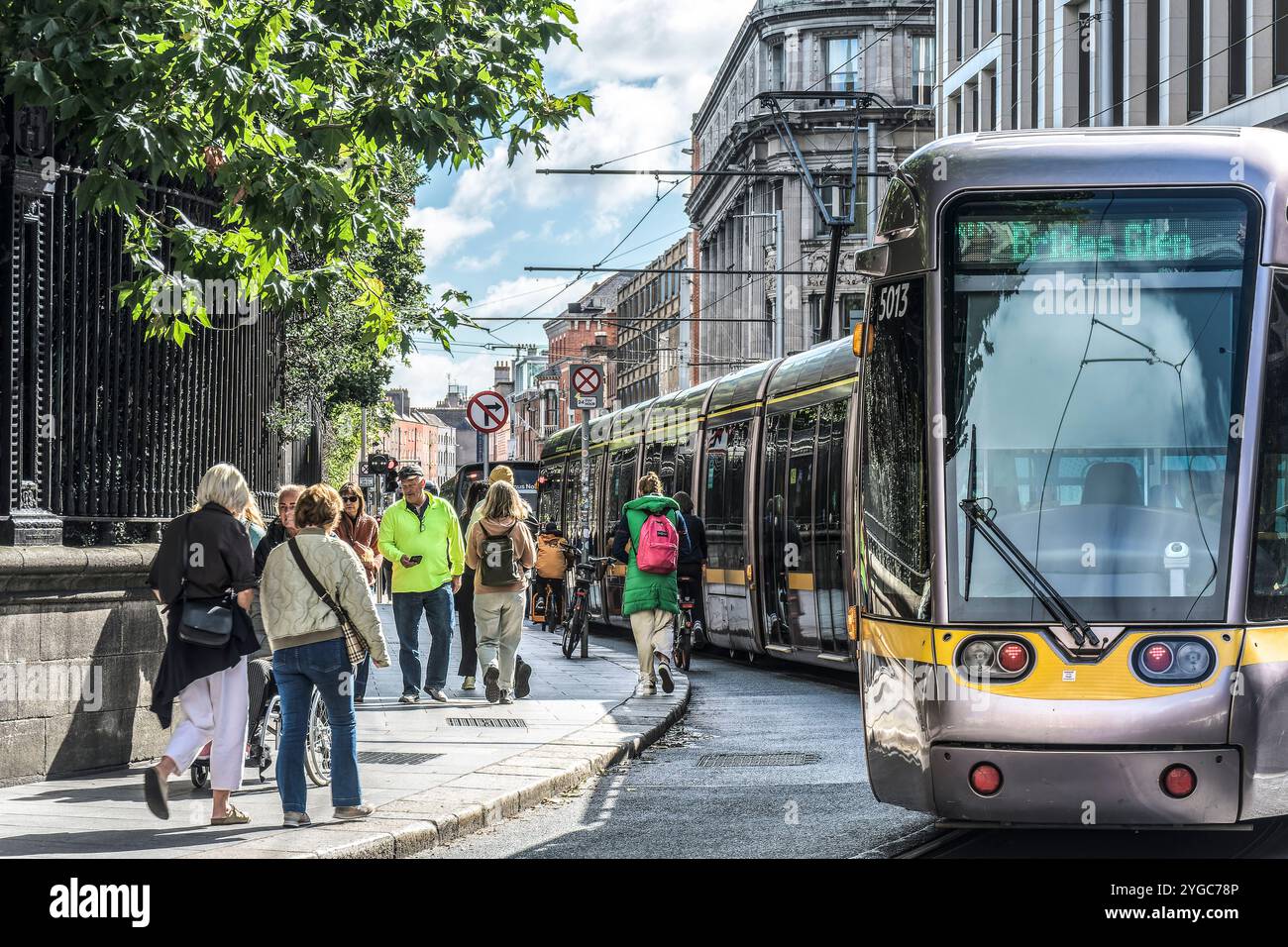 Luas tram at Nassau Street. Dublin, Ireland Stock Photo - Alamy
