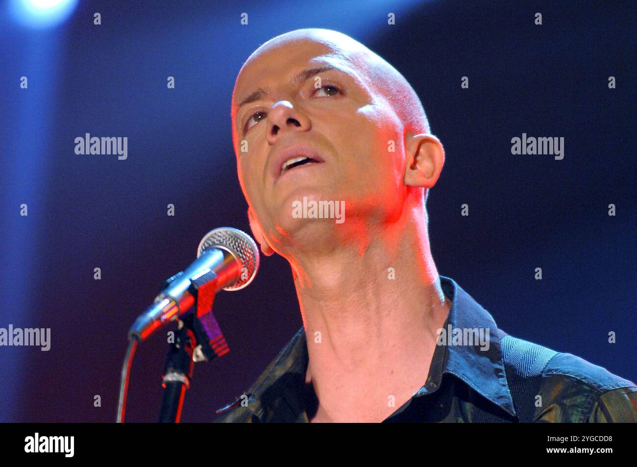 Milan Italy 29/11/2006 : Raf,Italian singer,during the television show ...